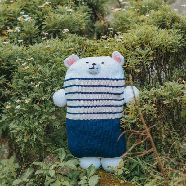 Animal Pillow – Knitting Expedition